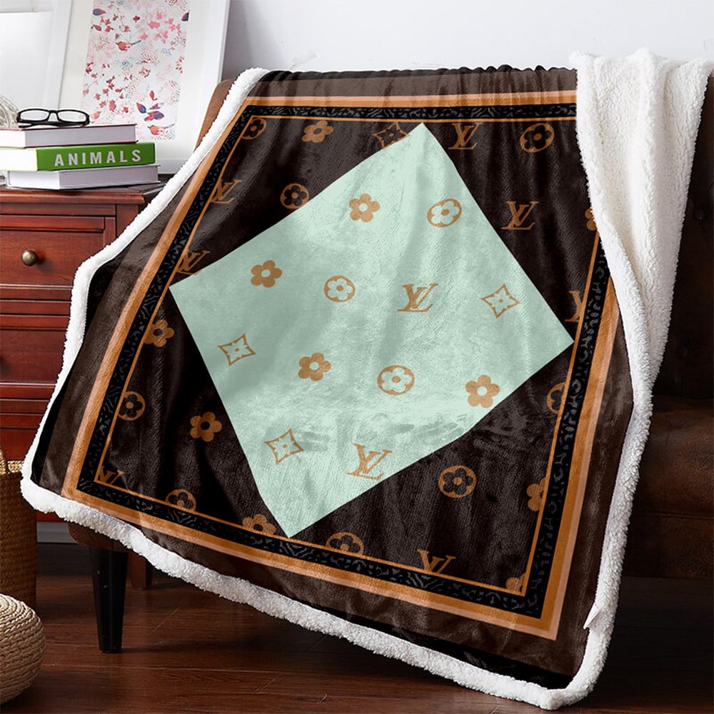 Cream Louis Vuitton blanket | ROSAMISS STORE – MY luxurious home