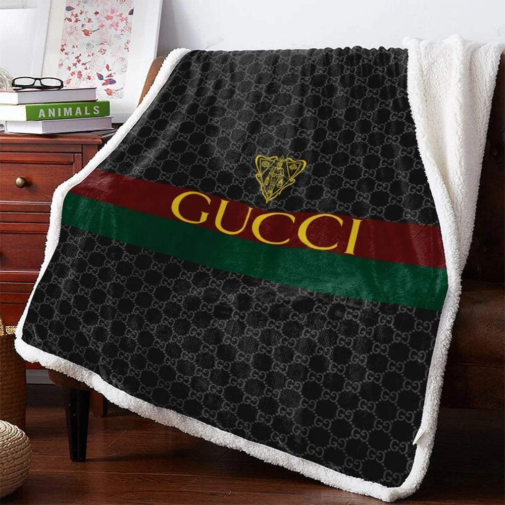 Goldy logo Gucci Blanket | ROSAMISS STORE – MY luxurious home